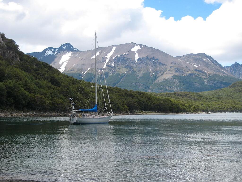 Tierra Del Fuego Archipelago Of Fire And Ice Lac Geo